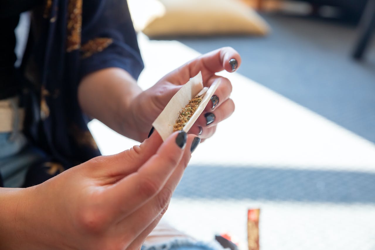 Unraveling the Truth: Is Smoking Paper Bad for You?